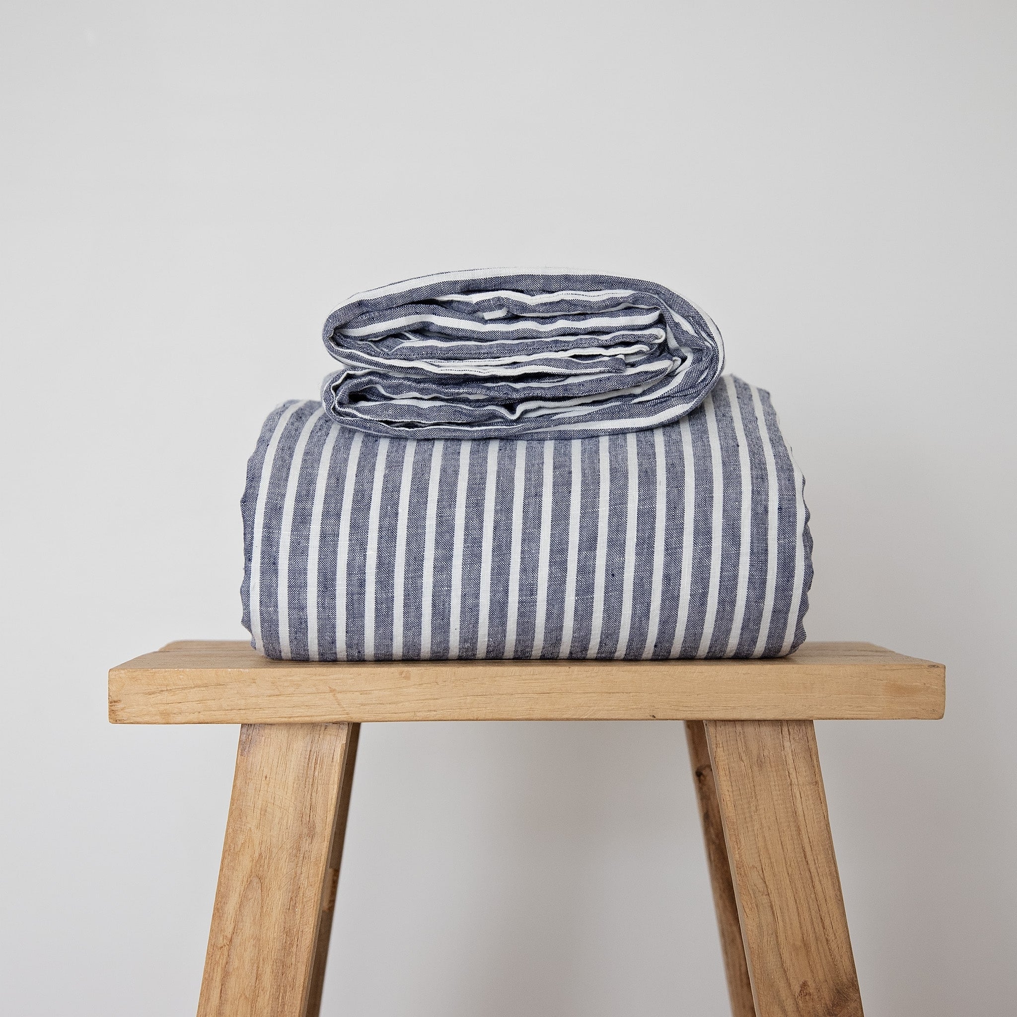Chambray Stripe Sheet Set – thelinenproject